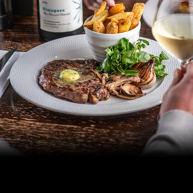 The Merlin Country Pub & Restaurant in Alderley Edge